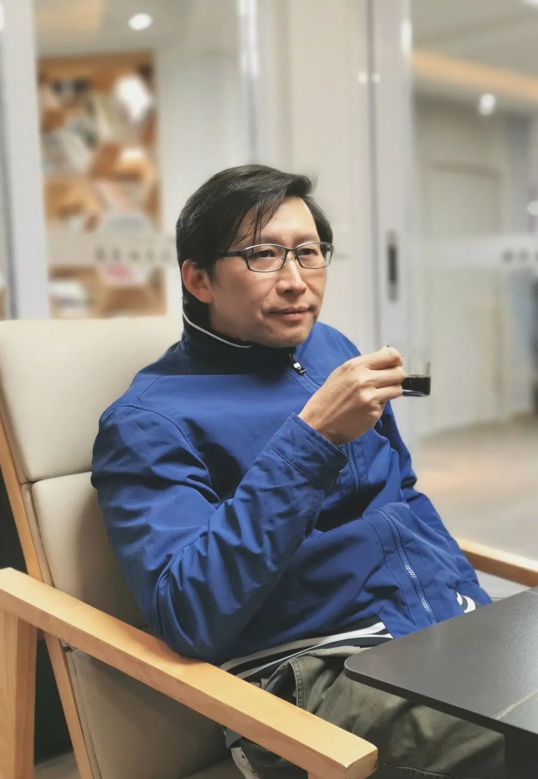 LI YUANSHENG :: Kortárs Kínai Írók